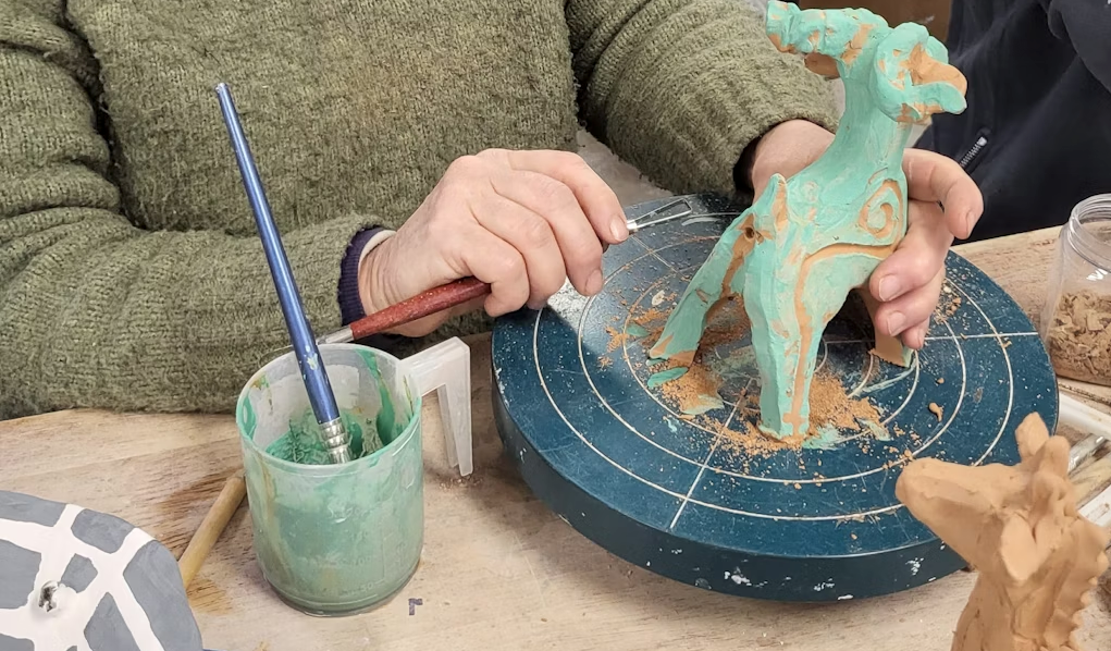 A Brief History of Pottery: From Ancient Art to Modern Craft – Sajo ...